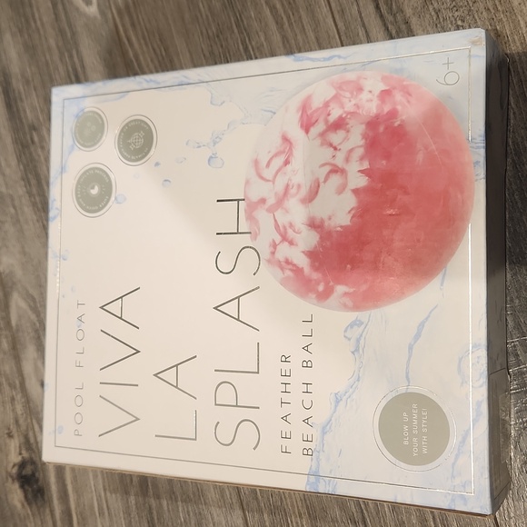 viva la splash | Games | Nwt Viva La Splash Feather Beach Ball Inflated ...